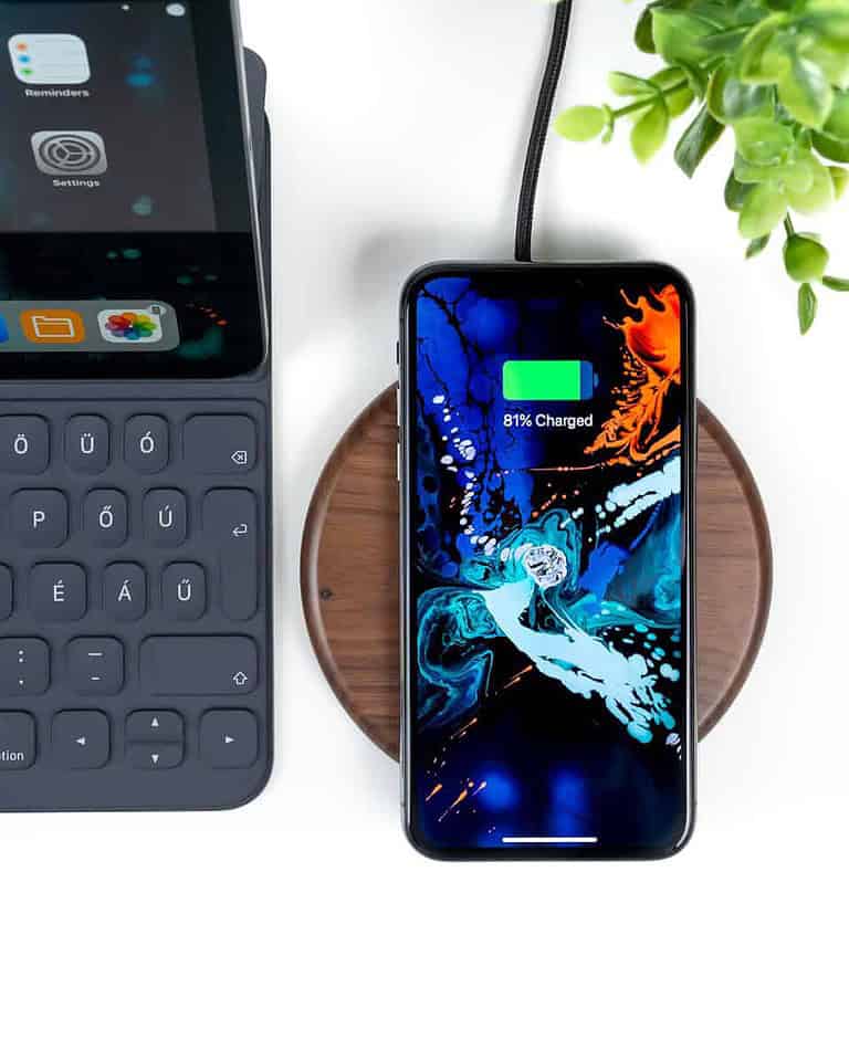How To Wireless Charge An iPhone: Step-by-Step - SimplyMac
