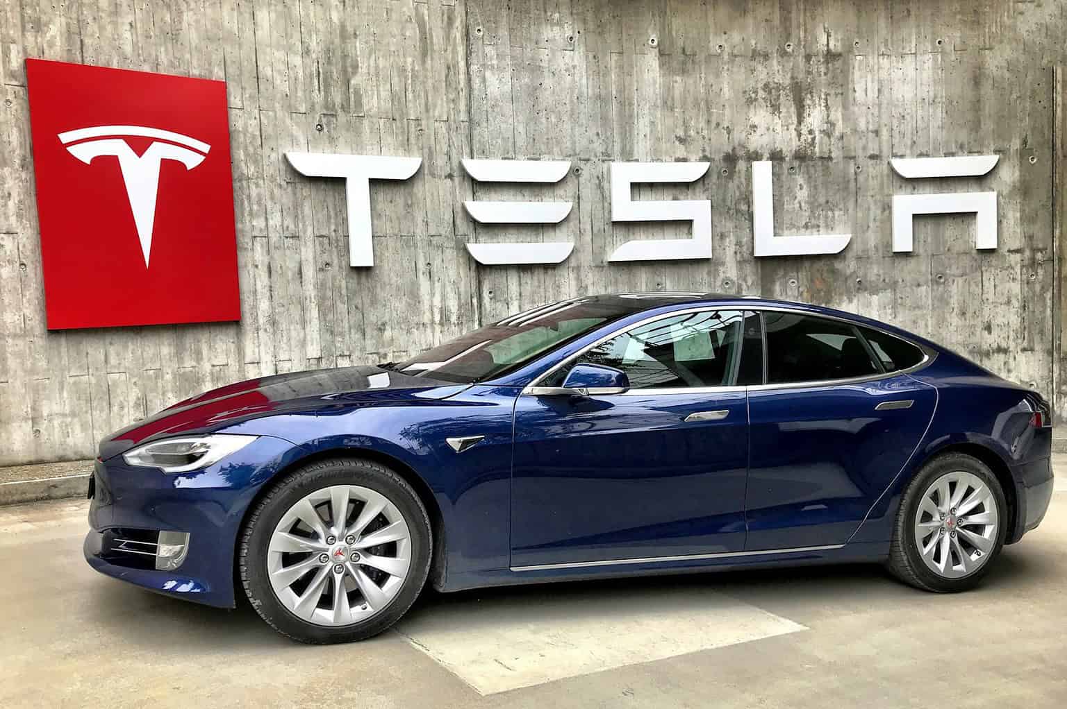 The Best Self-Driving & Autopilot Cars of 2025 - SimplyMac