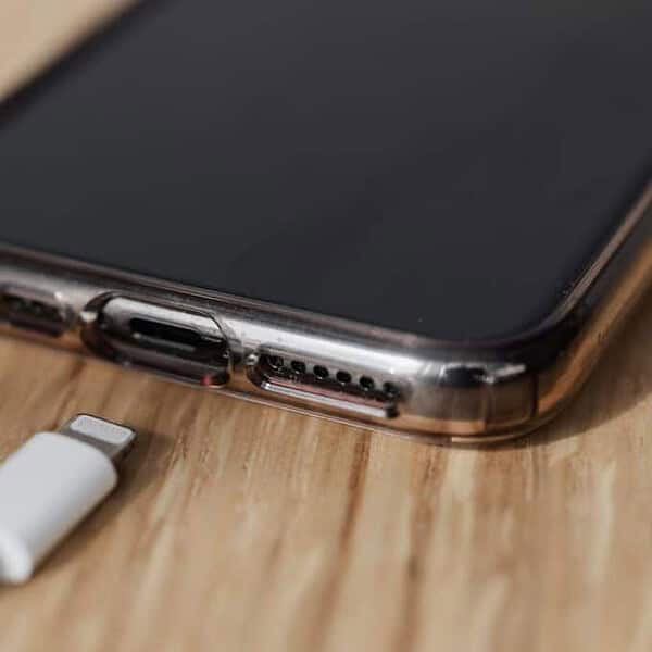 How To Fix iPhone Screen Lifting Issues - SimplyMac
