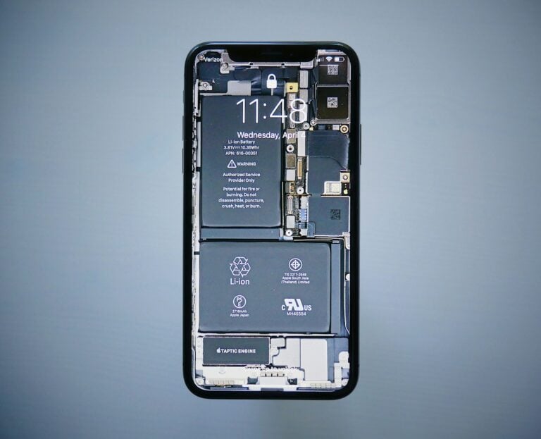 iPhone 16 Battery Repair Guide: Step-by-Step - SimplyMac