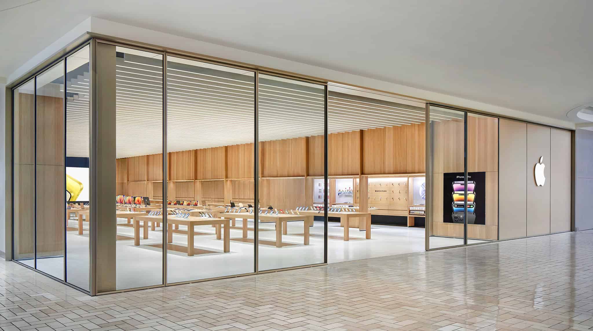 Where Was the First Apple Store? - SimplyMac