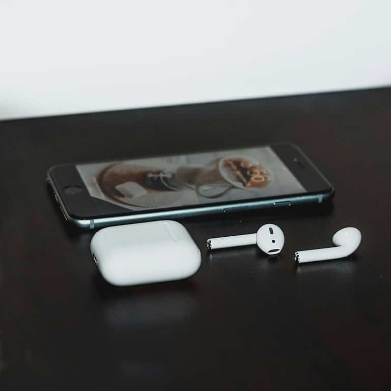 Airpod Settings on iPhone: Optimizing Your Wireless Experience - SimplyMac