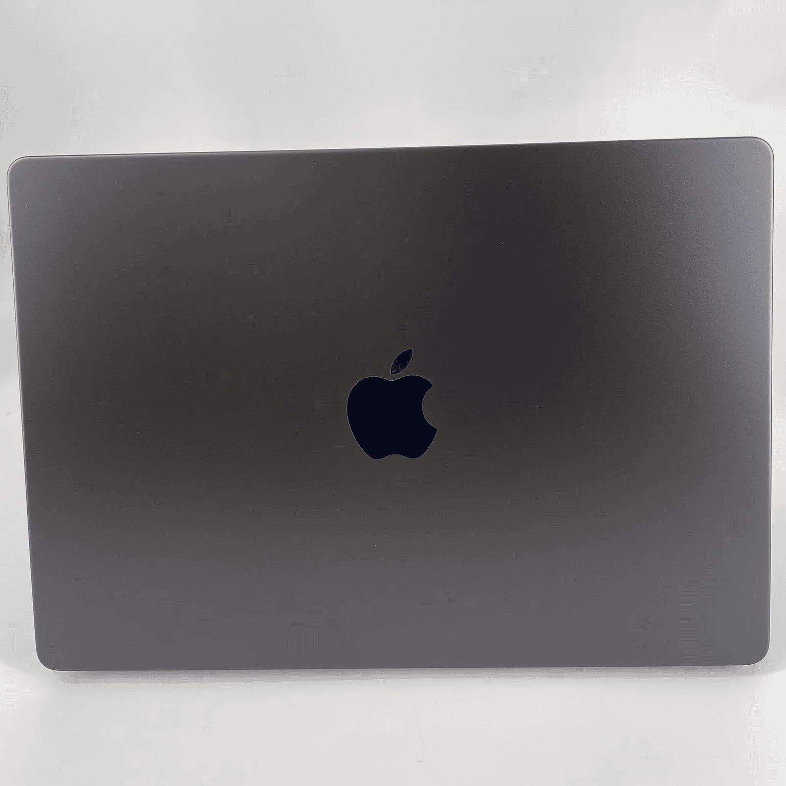 Apple MacBook Pro 14 inch 2023 M3 Pro Overview and Review - SimplyMac