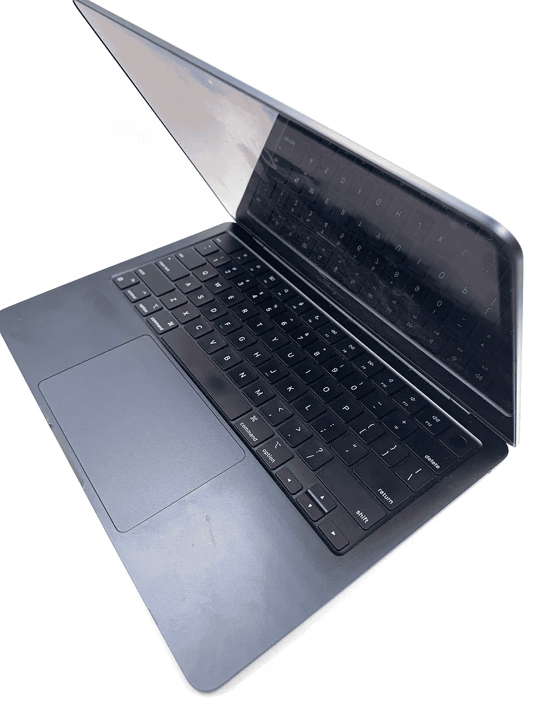 MacBook Air M2 vs M3: Key Differences Explained - SimplyMac