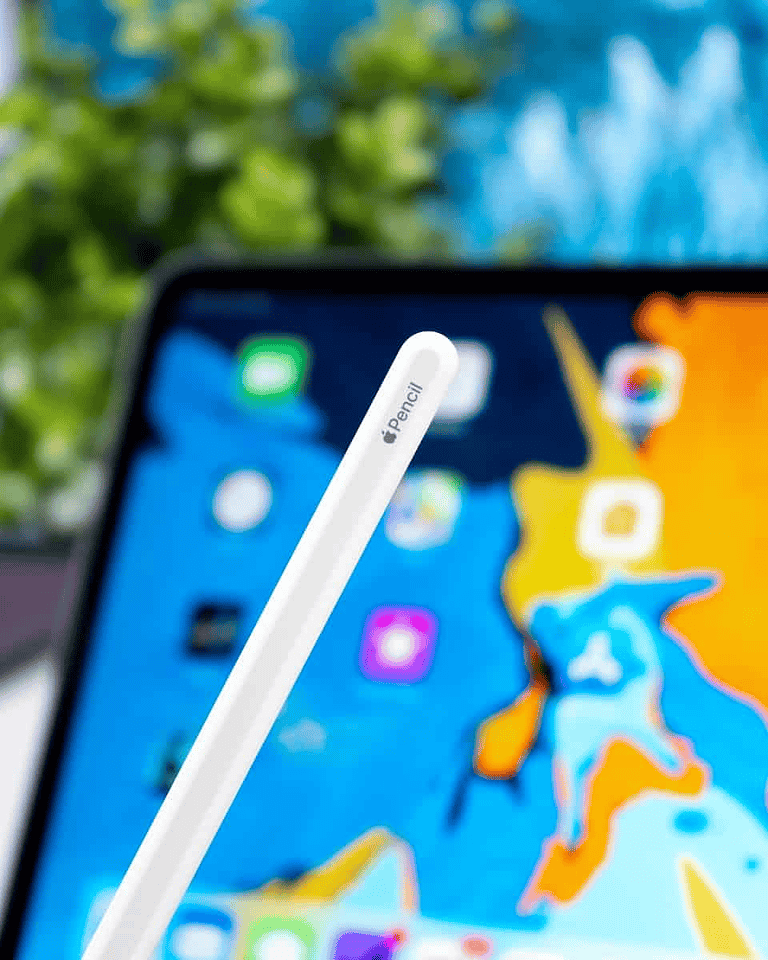 How To Connect Apple Pencil To iPad - SimplyMac
