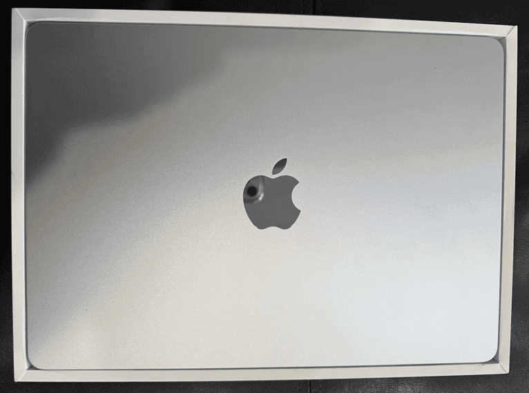 Apple's New MacBook Air M4 (2025): Lighter, Faster, Smarter – And Now ...