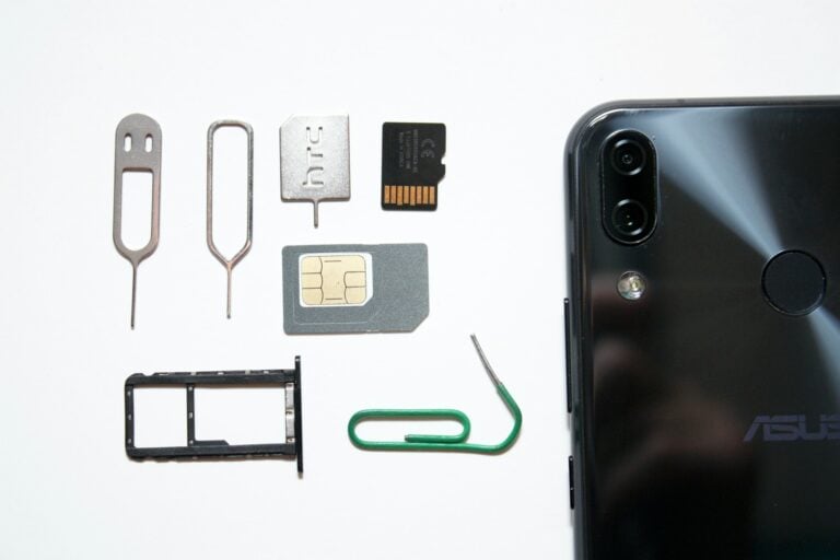 What Happens If You Transfer Your SIM Card To Another Phone - SimplyMac