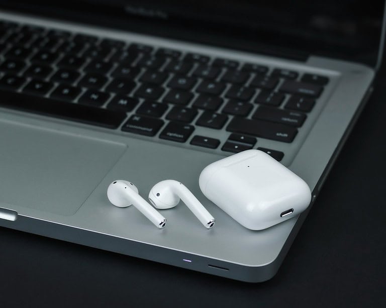 Connect AirPods to Your Laptop With This Quick Guide - SimplyMac
