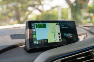 Best GPS Devices for Navigation in 2025 - SimplyMac