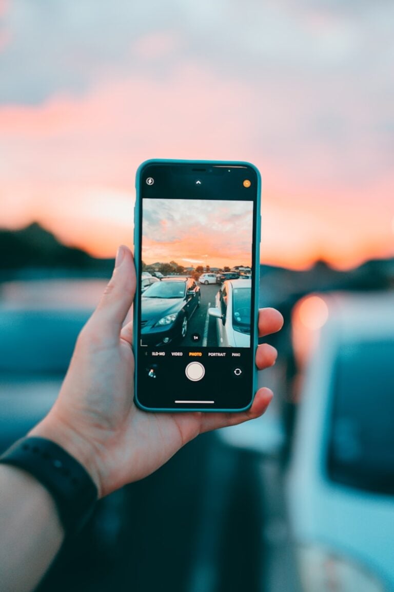 Best Mobile Photo Editing Apps (2026 Ranking Guide) - SimplyMac